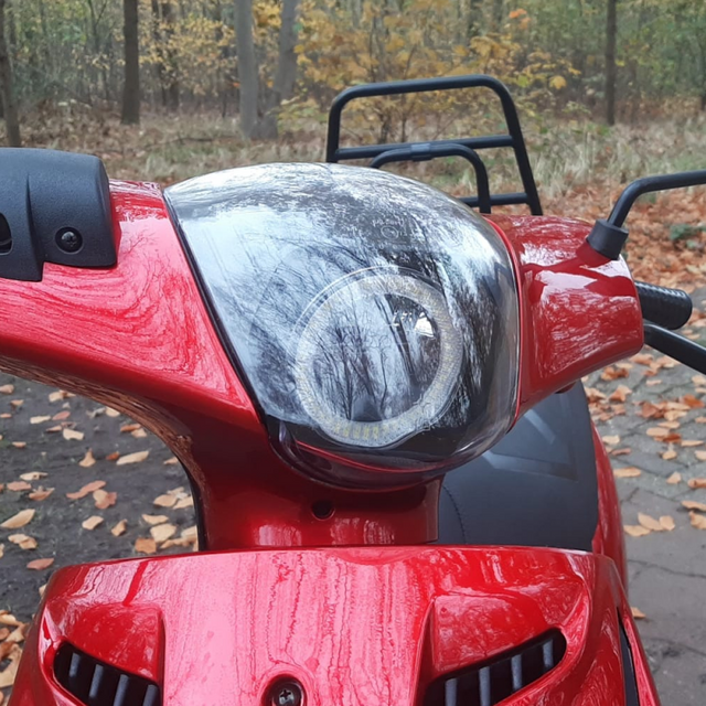 LED angel eye Piaggio Zip | De Scooter Shop