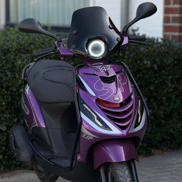 LED angel eye Piaggio Zip | De Scooter Shop